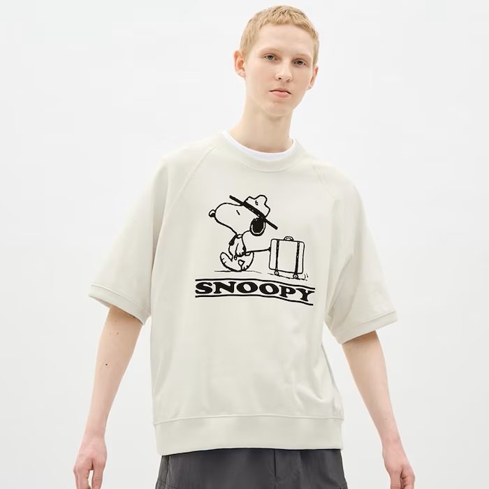 写真 | 【GU】スヌーピーと一緒に旅気分！オーバーサイズかわいい五分袖スウェT 2024年3月25日から販売スタート！親子ペアも楽しめるラインナップです | LIMO | くらしとお金の経済メディア