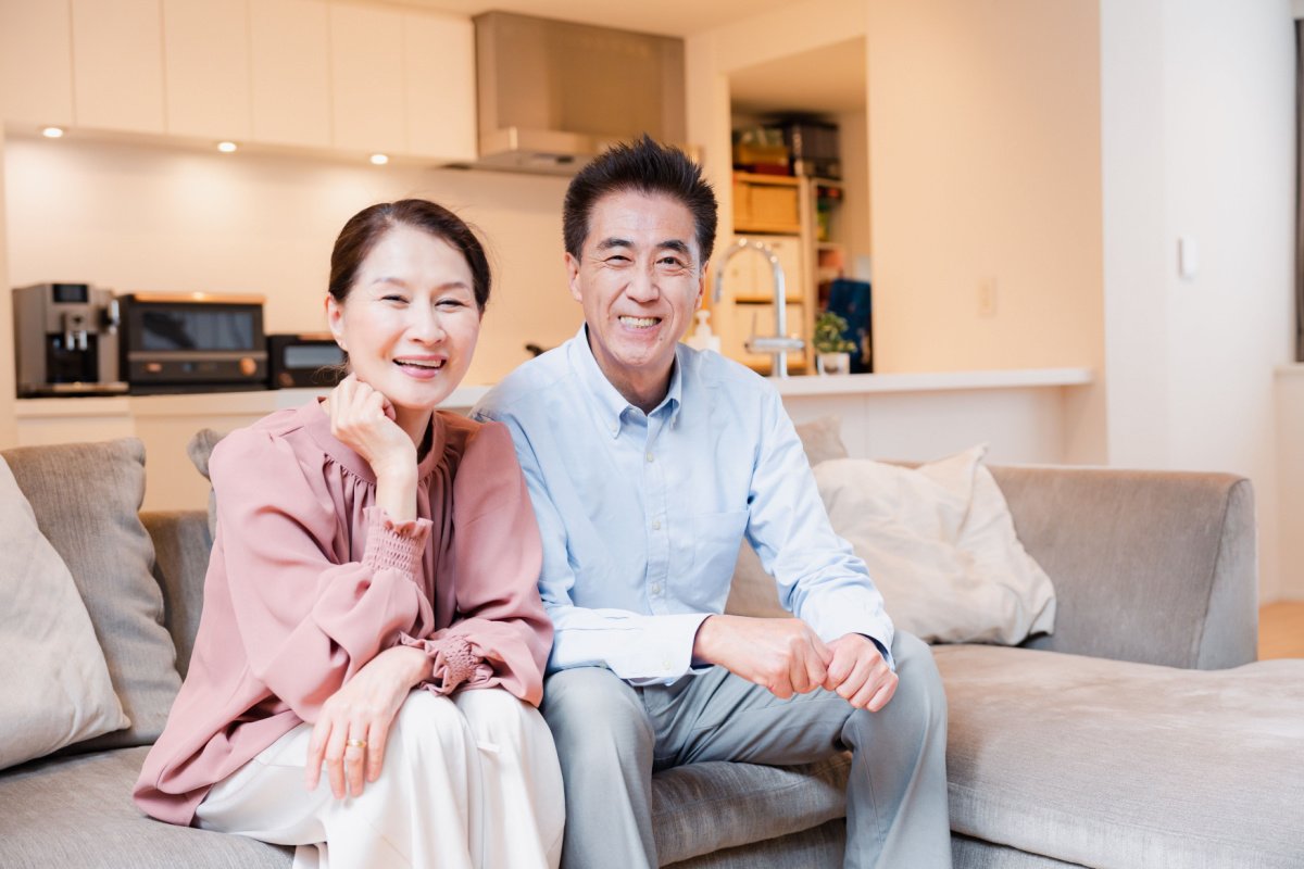 【60歳代夫婦世帯】平均貯蓄額と中央値はいくら?不安ない老後資金「4000万円超」が平均に 【貯蓄額】平均と中央値はいくらか 2ページ目