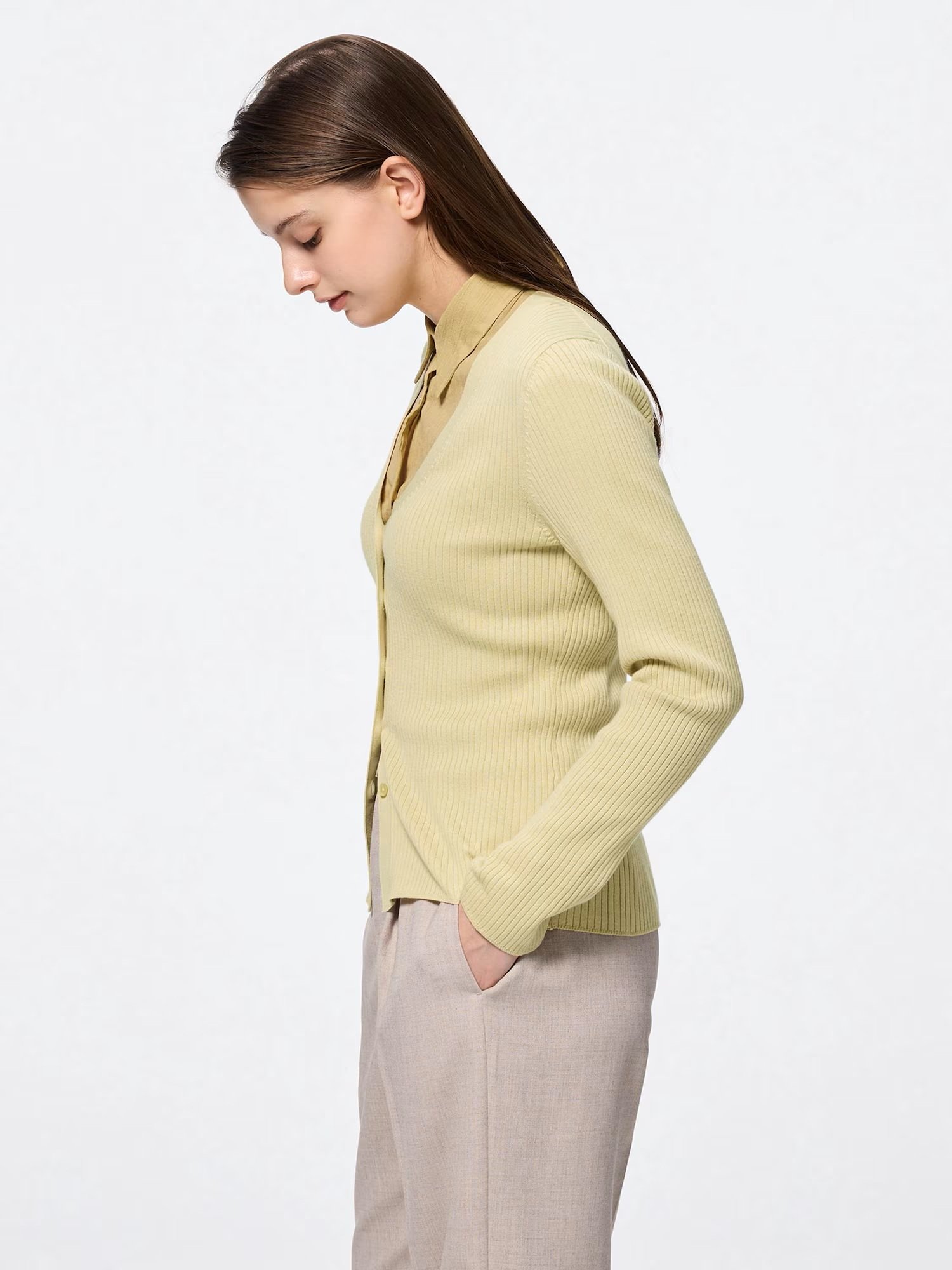 日焼けしたくない人の味方！【GU】1990円〈優秀パーカー＆カーディガン〉「UVカット」機能付き レビュー星4以上の高評価アイテムです | LIMO | くらしとお金の経済メディア