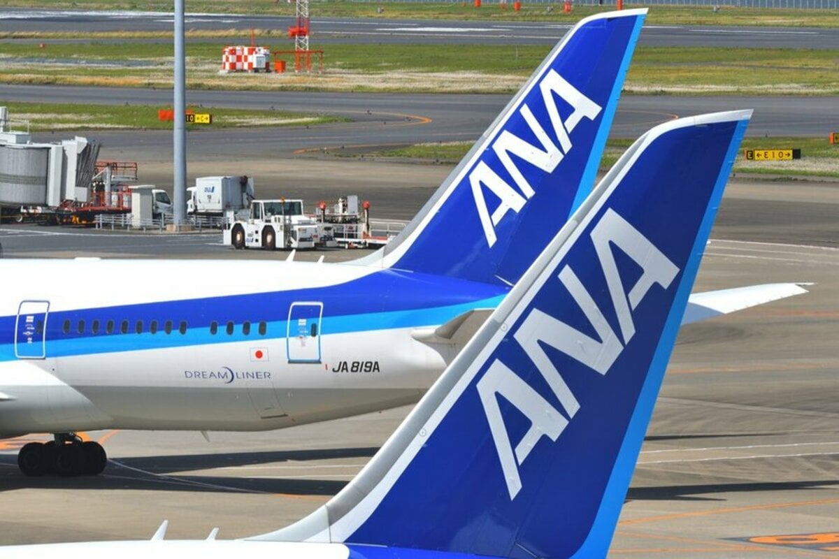 ANA（9202）の株価は1.2％安。2023年の夏からいったい「何割値下がり」した？ 割安感は？（2025年4月22日） 上場企業株式の株価・時価総額・配当利回り・PER・PBRを振り返る ...