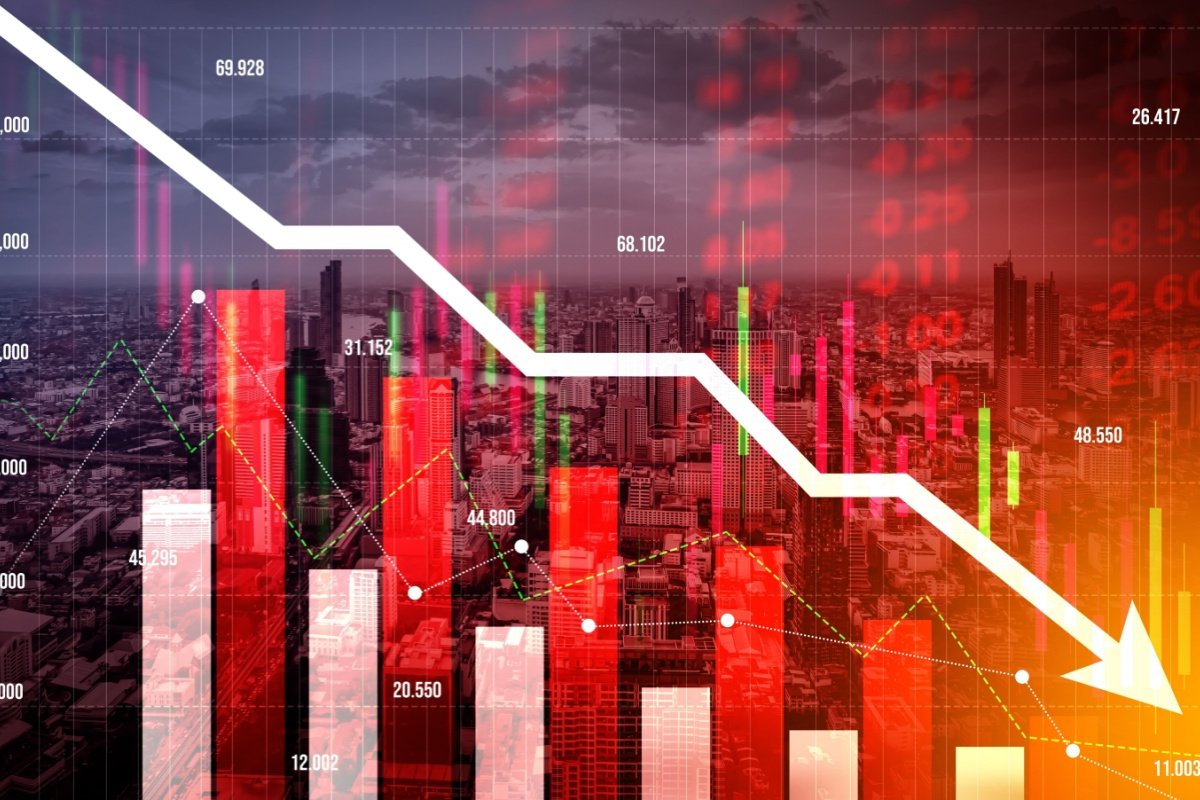 【日経平均株価下落】株価暴落時に株式投資や積立投資で「売る人」「買う人」「静観する人」とは 日経平均株価の株価推移とは Limo