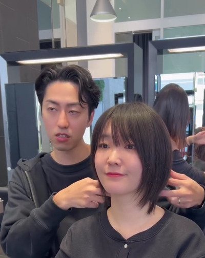 「軽いウルフにしたい」女性が来店 顔まわりがすっきり、おしゃれな雰囲気に変身！ いつものスタイリングでもOK！アレンジ自在な仕上がりに ...