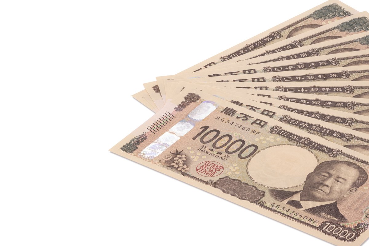 写真 60歳代で「貯蓄2000万円」をクリアする世帯はどれほどいるの?老後をラクにする資産形成の工夫3つ 貯蓄が減少する理由も考察