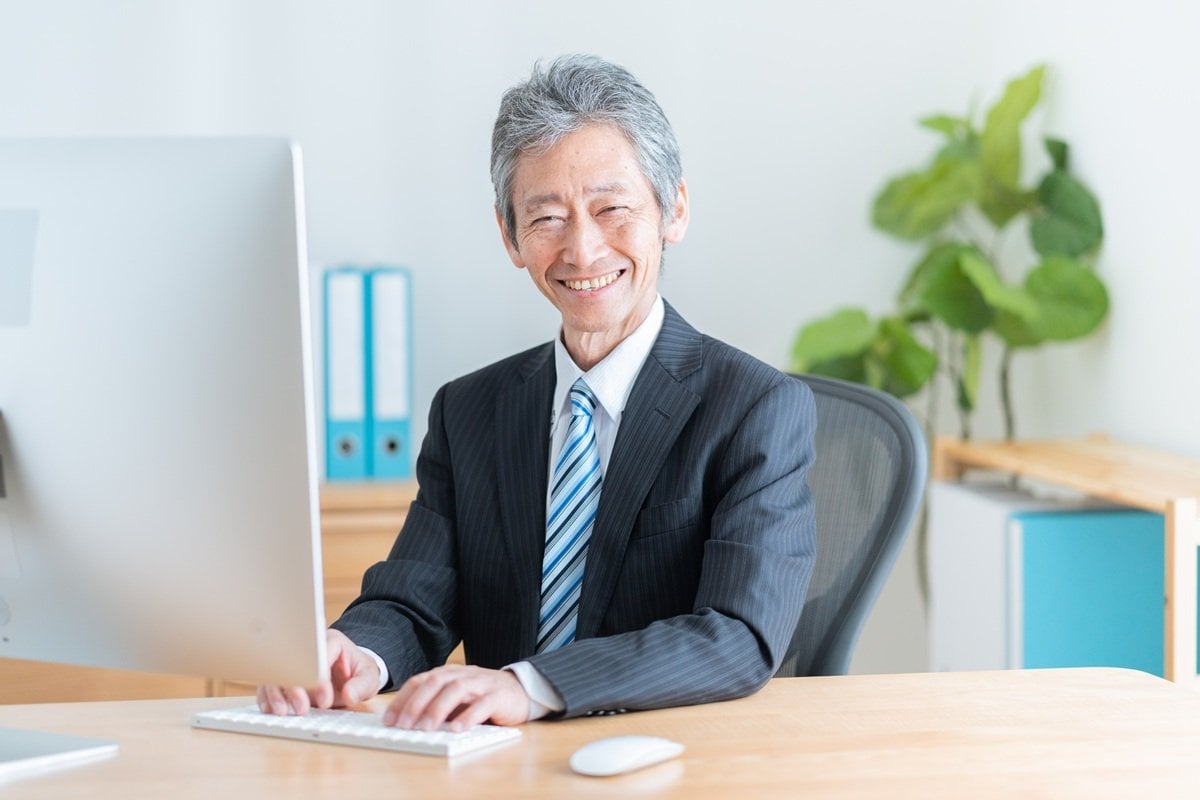 65歳以上も働きたいシニア「在職老齢年金」で年金受給額はいくら減る？ 見落としがちな注意点も… | 3ページ目 | LIMO | くらしとお金の経済メディア