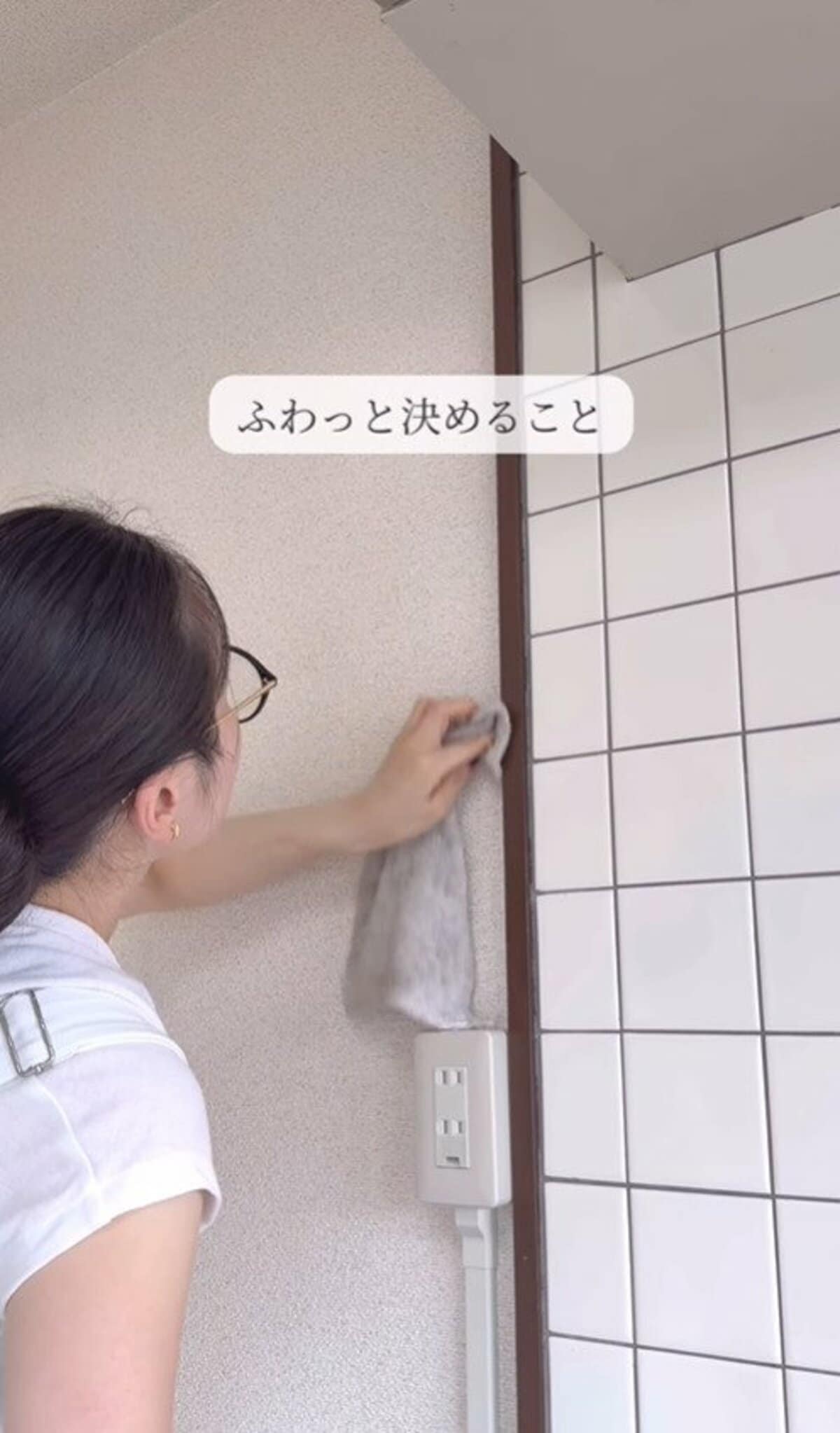 【築35年アパートDIY】木製建具を白塗りしてキッチンを明るく大変身！ ちょっとのDIYで垢ぬけキッチンに！ | 2ページ目 | LIMO | くらしとお金の経済メディア