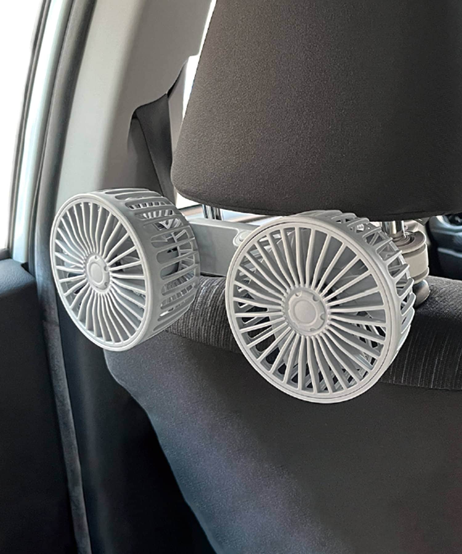 写真 | 3COINS「CARヘッドレスト用ファン」夏の車内が快適に！見つけたら買いの人気 車に取り付けも簡単！ | LIMO | くらしとお金の経済メディア